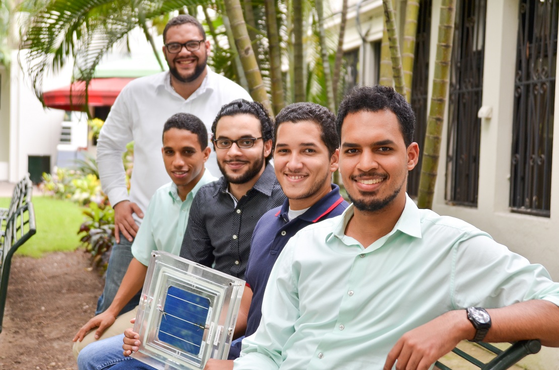 Aceras solares podrían ser una realidad en RD